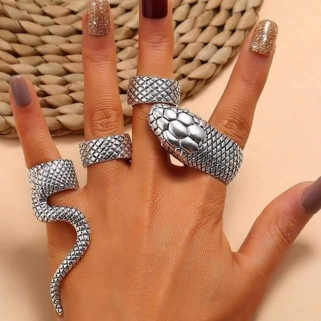 Chunky Venom Ring